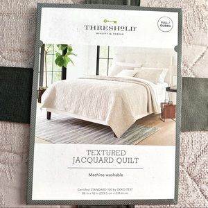 Threshold | Bedding | Threshold Textured Jacquard Quilt Fullqueen Beige ...